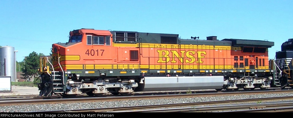 BNSF 4017